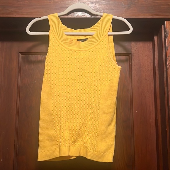JEANNE PIERRE | Tops | Jeanne Pierre Knitted Tank | Poshmark